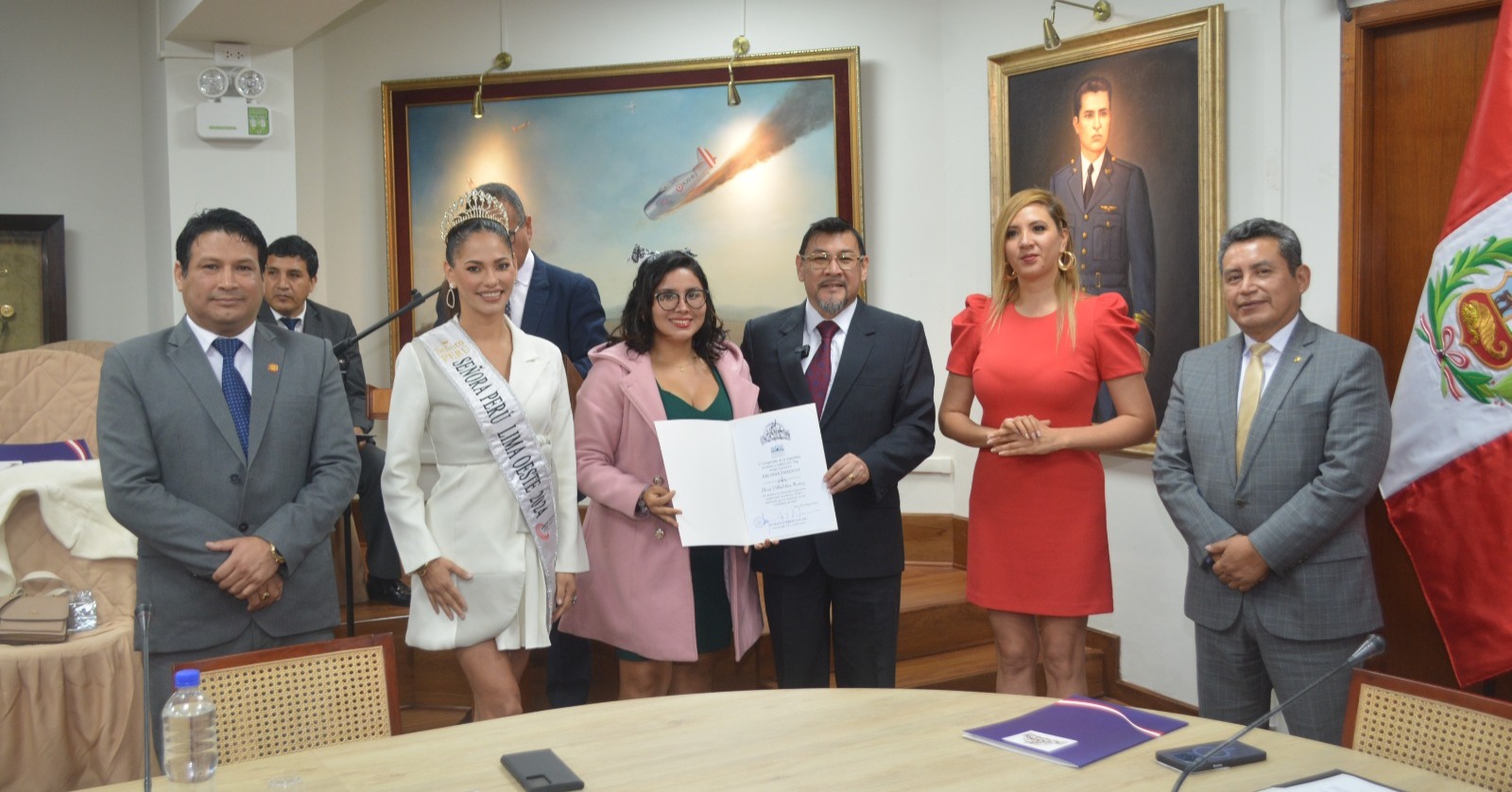 Chris Villalobos Muñoz es reconocida en el Congreso de la República por ...