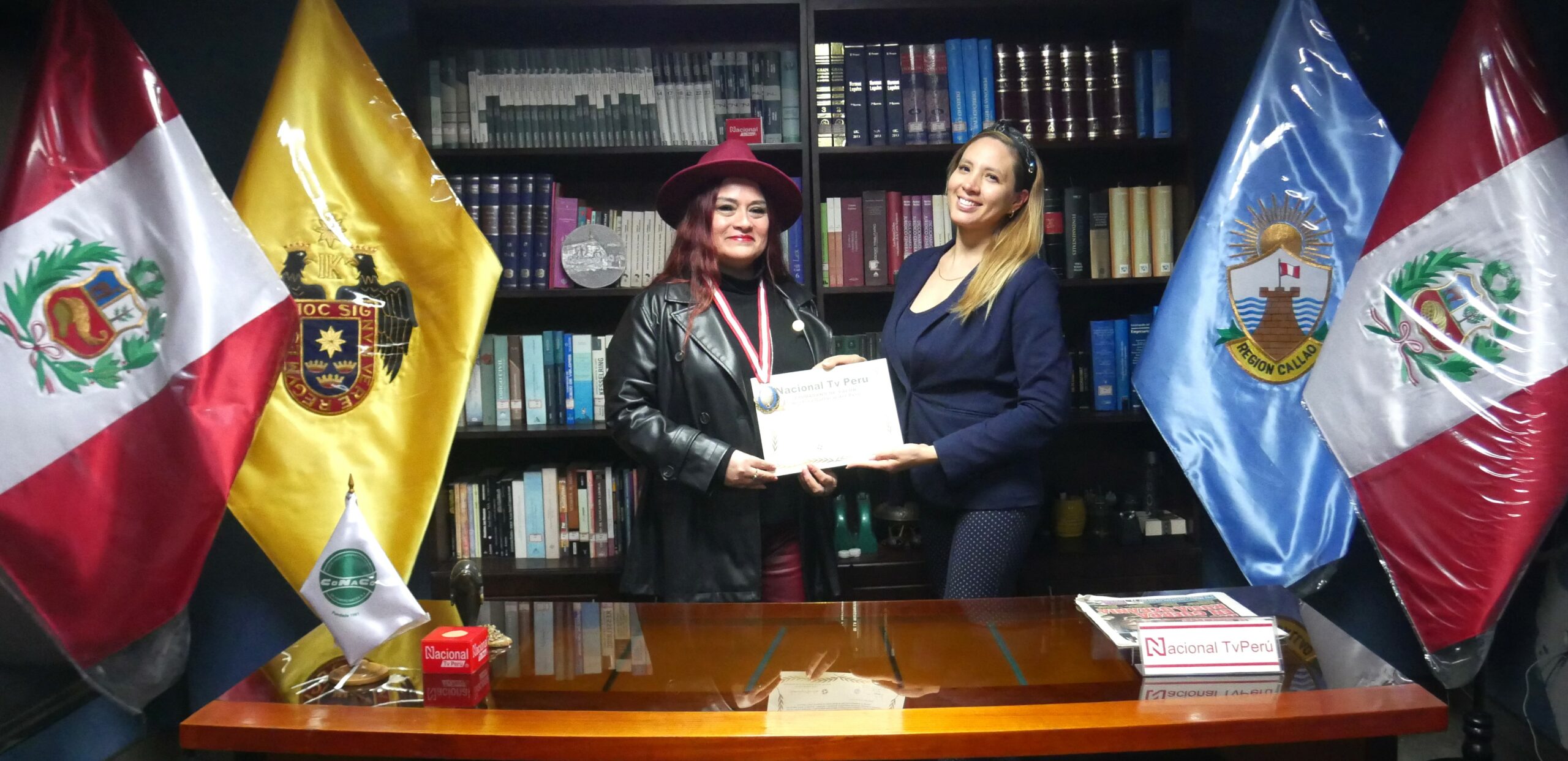 Janet Flor Cabrera Calderón es reconocida por Nacional Tv Perú como ...